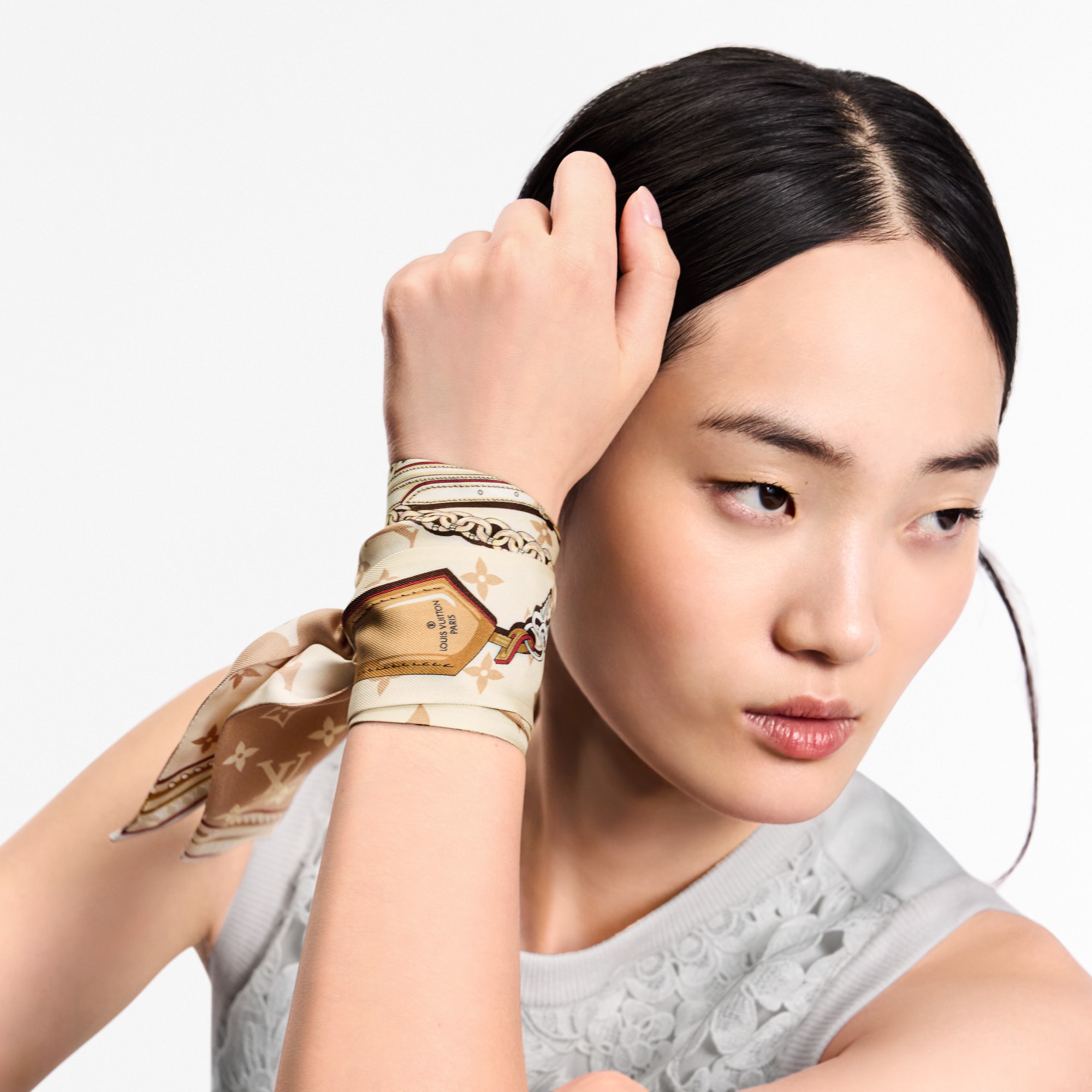 Bandana Ultimate Monograma BB S00 - Mujer - Accesorios | LOUIS VUITTON